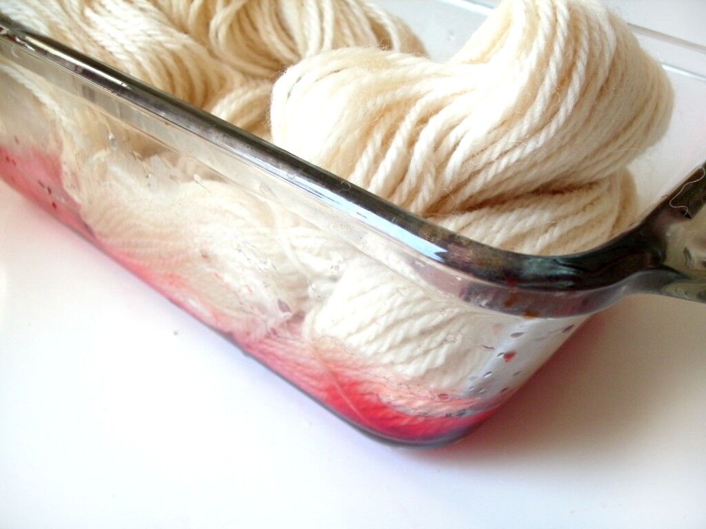 How to Kettle-Dye Yarn with Kool-Aid - Shiny Happy World