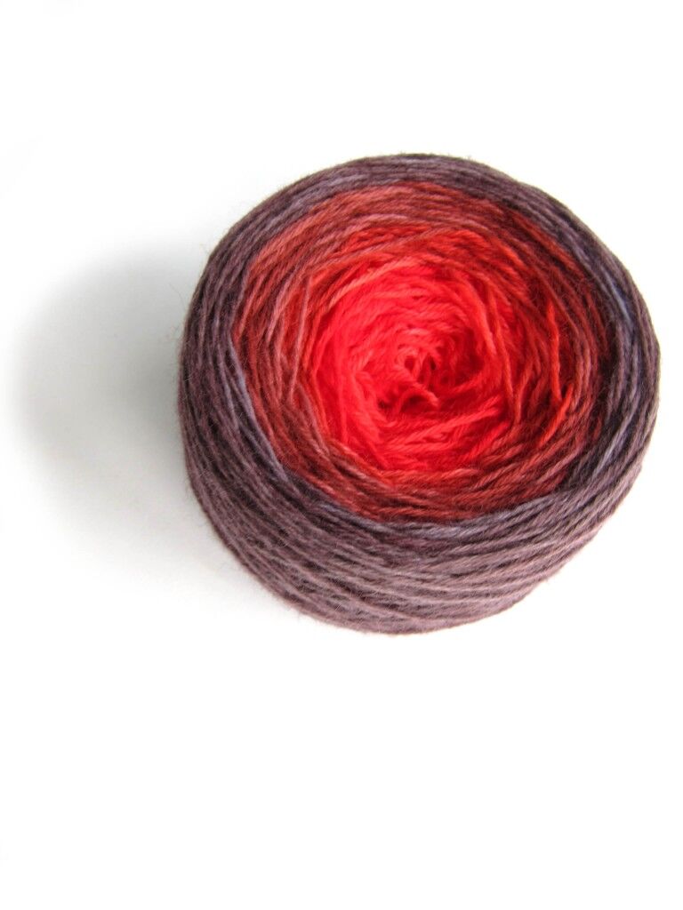 Adorn Anew Blog Tour: How to dye a gradient yarn with kool-aid! - Shiny ...