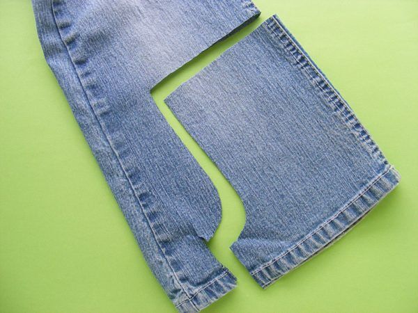 How to Make Denim Shorts for The Dress Up Bunch - Shiny Happy World