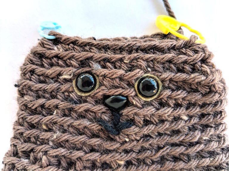 Tips for Dark Eyes on Dark Softies - Shiny Happy World