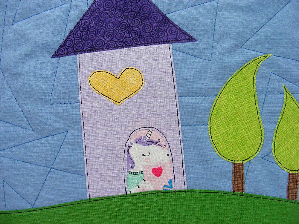 How to Add a Door (that opens!) to a Quilt Block - Shiny Happy World