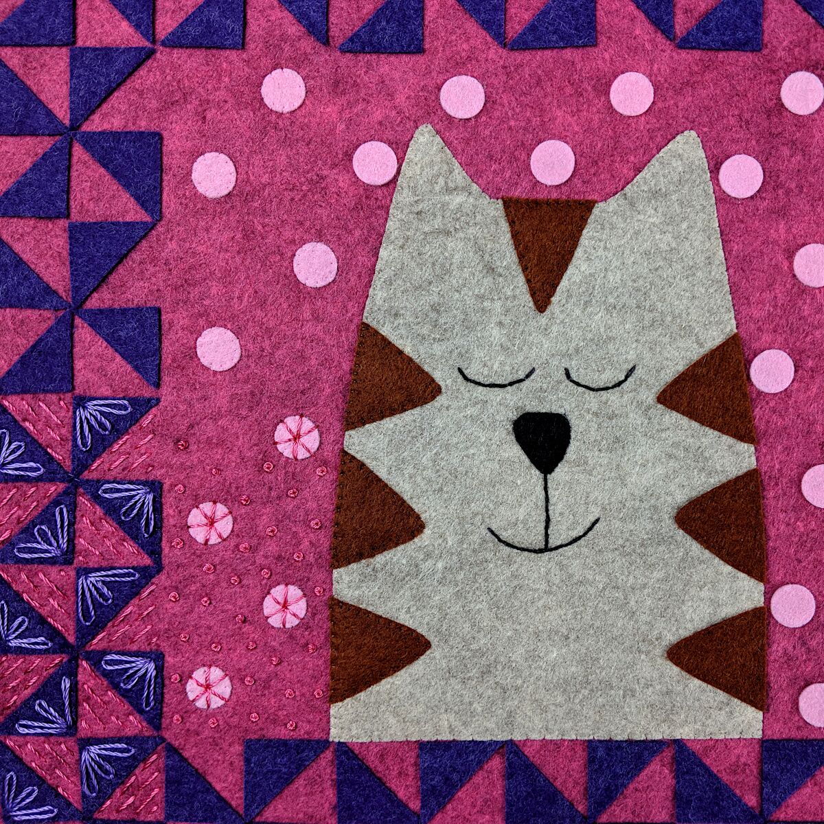 Make a Fancy Felt Frame – free tutorial - Shiny Happy World