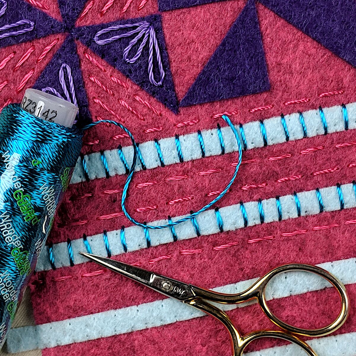 Make a Fancy Felt Frame – free tutorial - Shiny Happy World