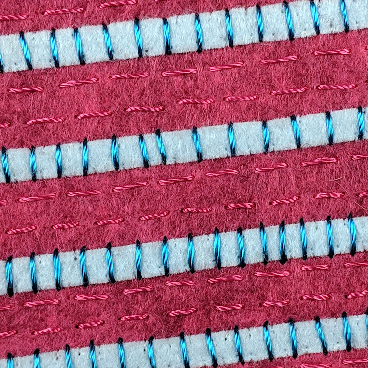 Make a Fancy Felt Frame – free tutorial - Shiny Happy World