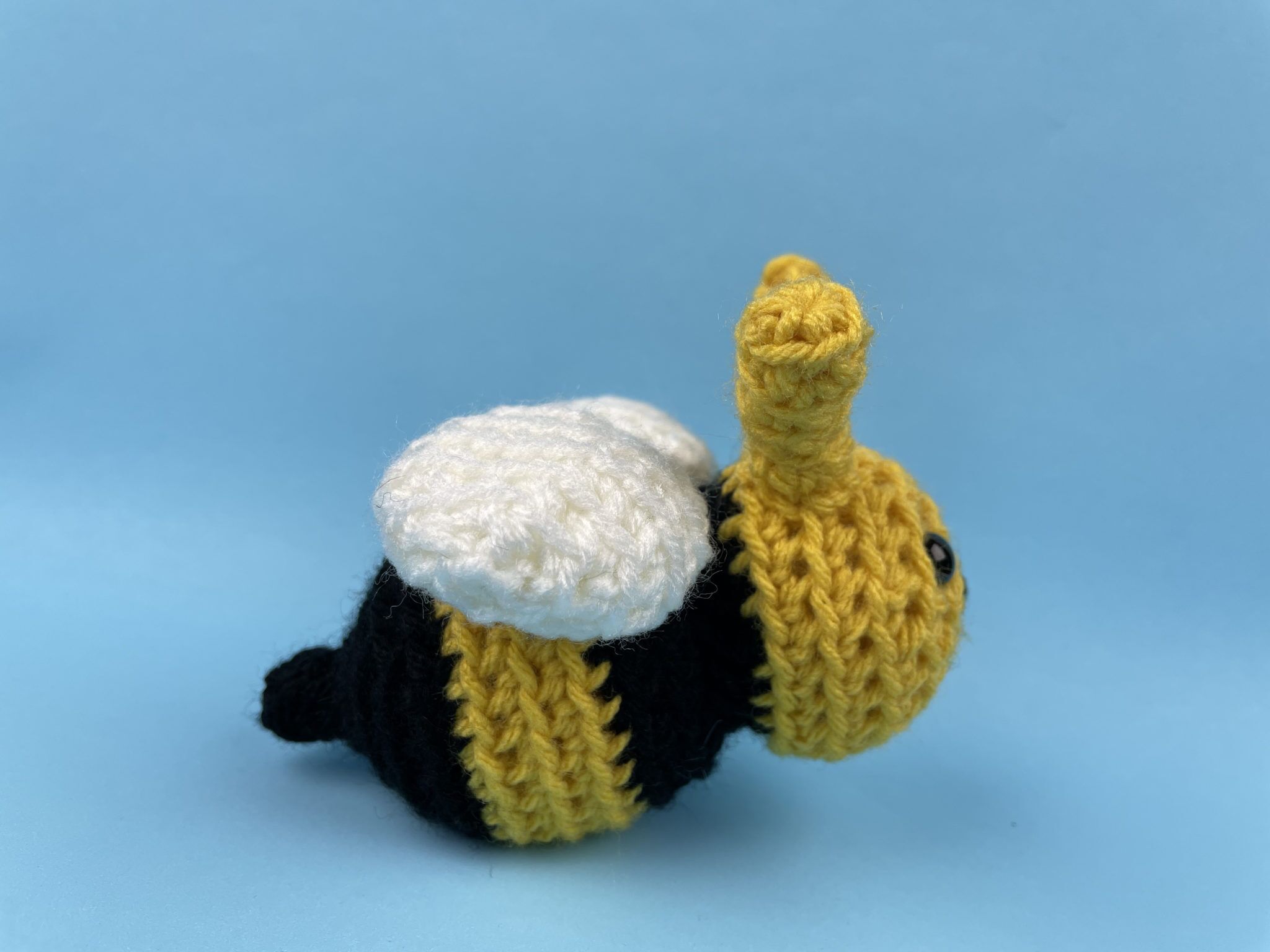 Burnie Bee – Free Crochet Bee Pattern - Shiny Happy World